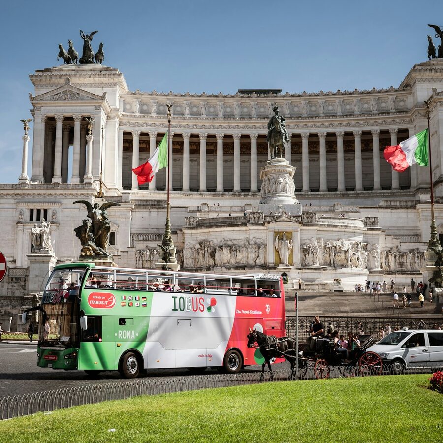 Explore the City with Hop-on Hop-off Bus Tours Today Come to Rome